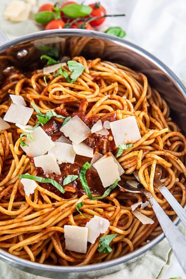 Spaghetti Napoli - italienisches Originalrezept